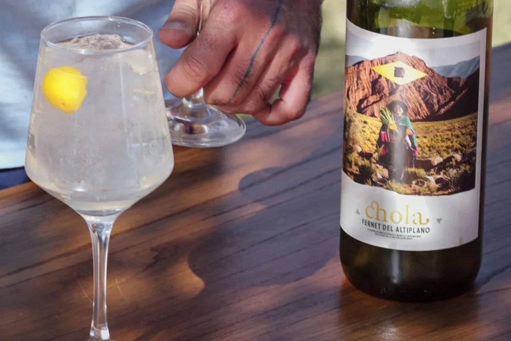 Elaboraron en Jujuy un fernet transparente - Canal Doce Misiones