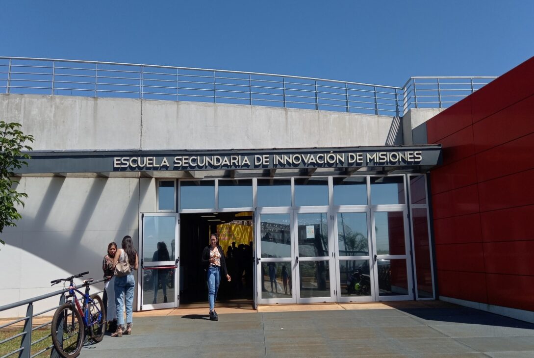 La Escuela de Innovación celebra su cuarto aniversario - Canal Doce ...