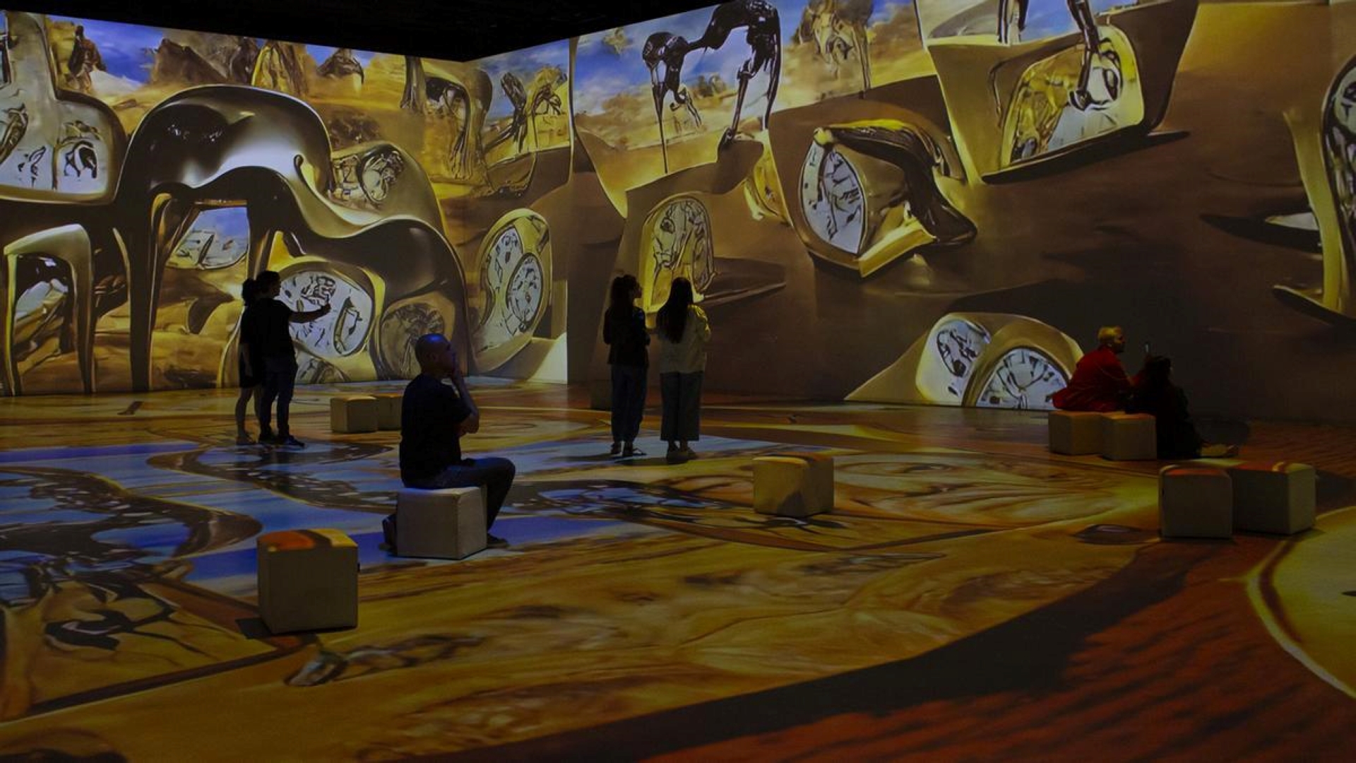 El Museo Dalí interpreta los sueños de los visitantes y los transforma ...
