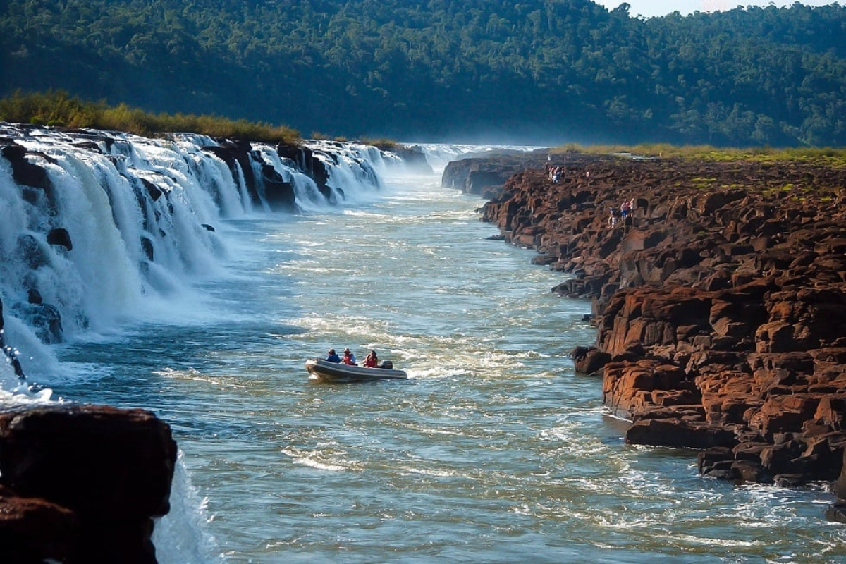Por su belleza, los Saltos del Moconá atraen y enamoran a los turistas