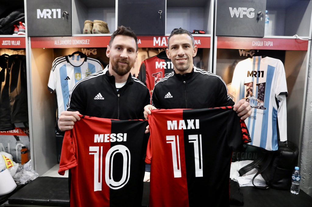 Con la presencia de Lionel Messi, Maxi Rodríguez tuvo su partido ...