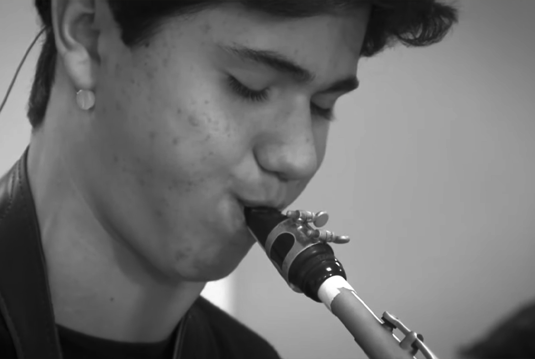 El saxofonista Thomas Rossi ya está en Estados Unidos - Canal Doce Misiones