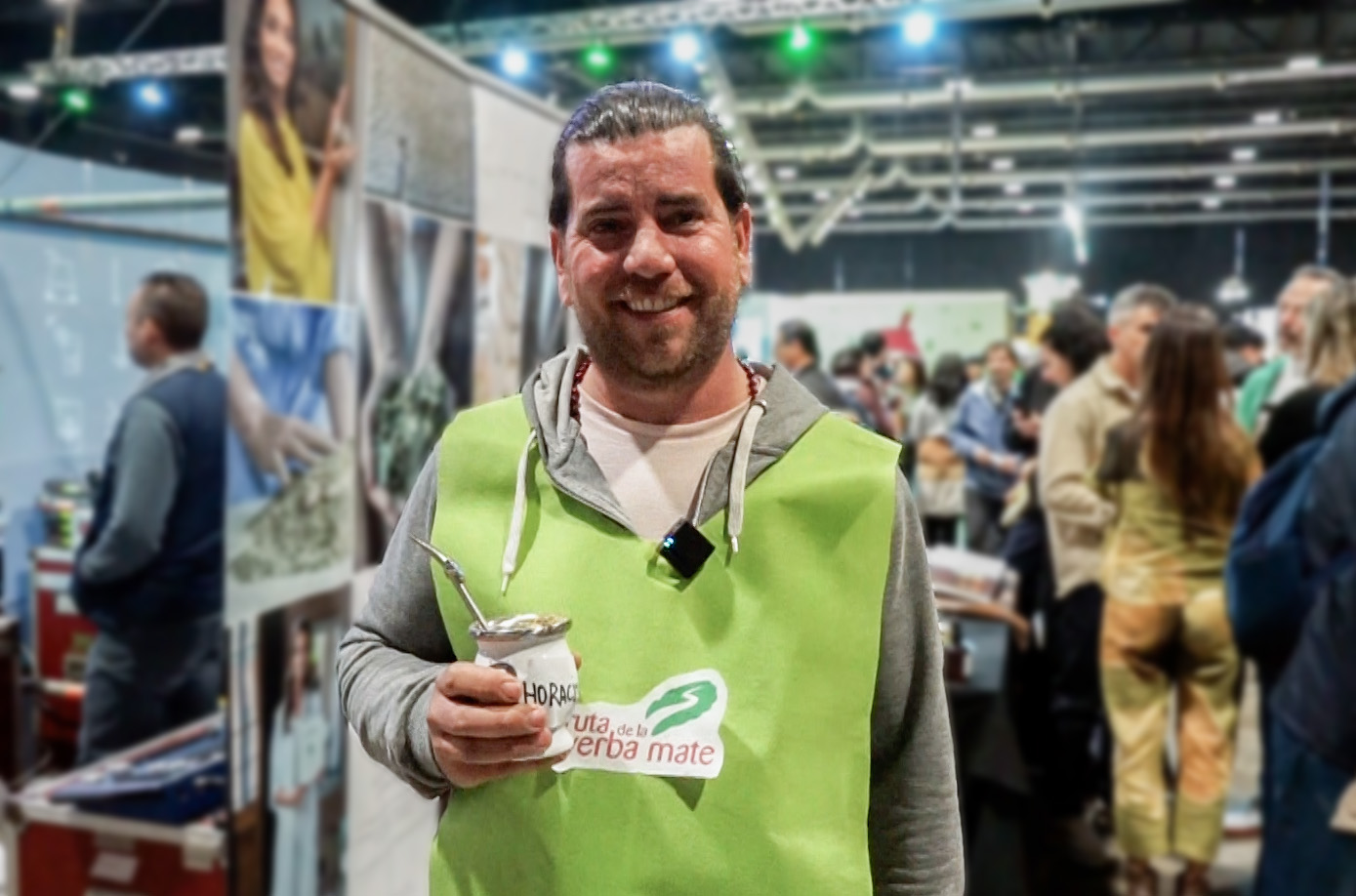 El mejor cebador de mate en la feria MATEAR 2023 contó su secreto ...