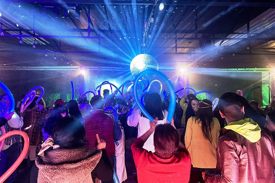 San Vicente se prepara para una fiesta retro con desfile temático