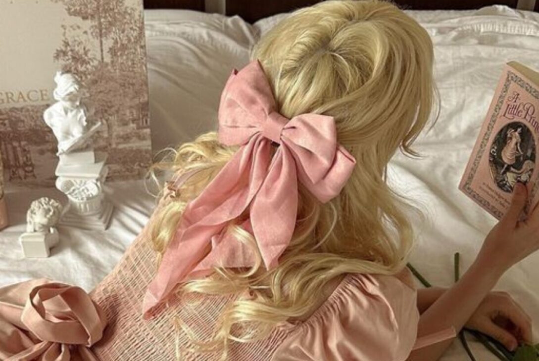 Qué es el estilo coquette, tendencia que arrasa en redes sociales ...