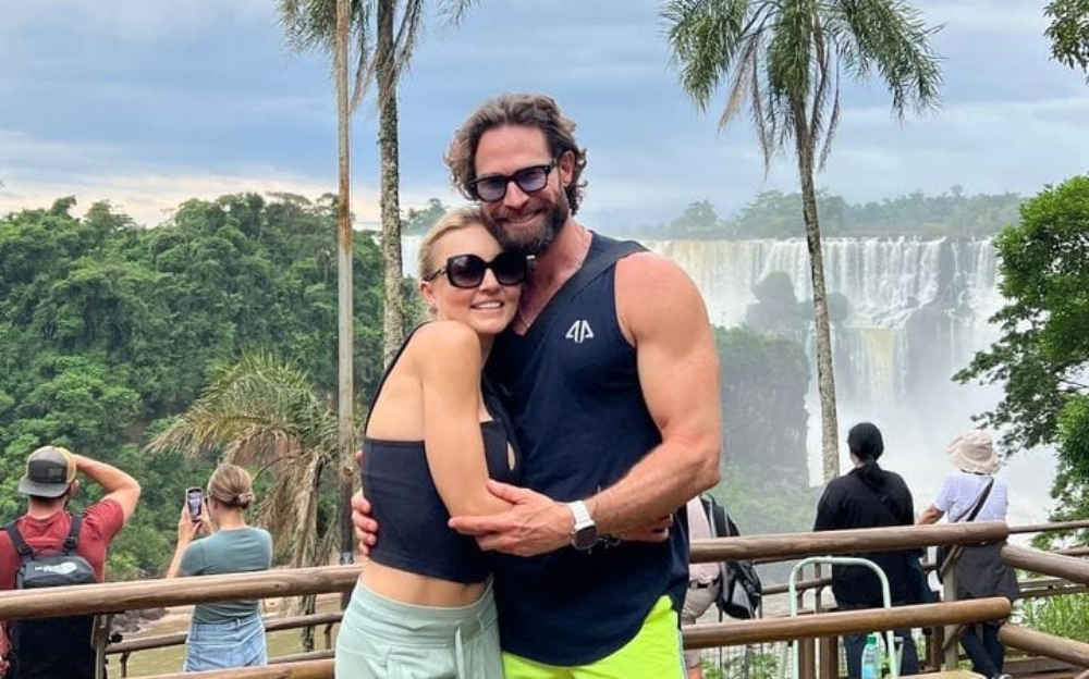 Sebastian Rulli Y Su Esposa