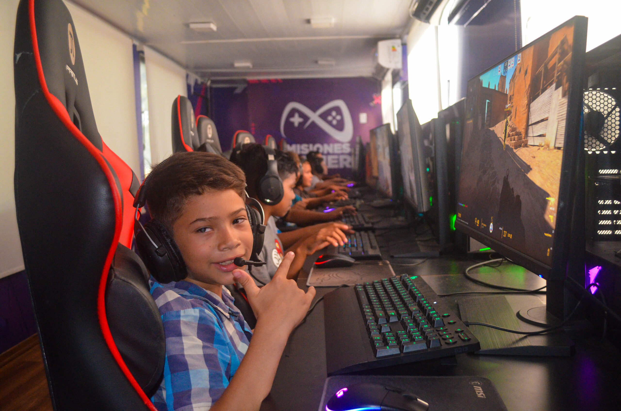 Garuhapé recibe la visita del Trailer Gamer