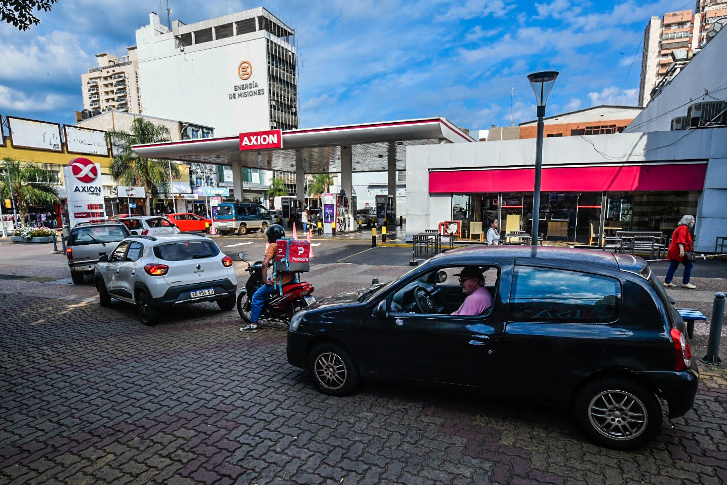 Aumentaron los precios del combustible y gas en todo el país - Canal Doce Misiones