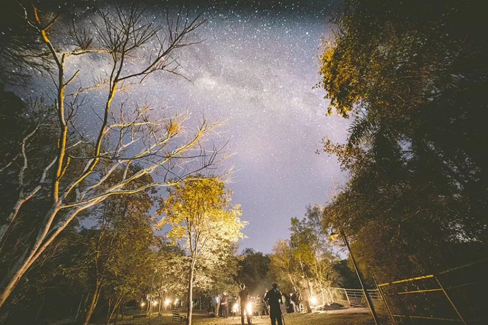 Astrocap, una ventana al universo astronómico en Capioví - Canal Doce ...