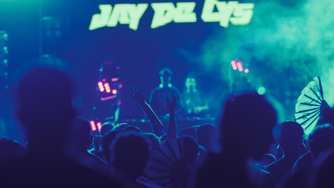 Posadas se prepara para una noche épica con la fiesta electrónica ...