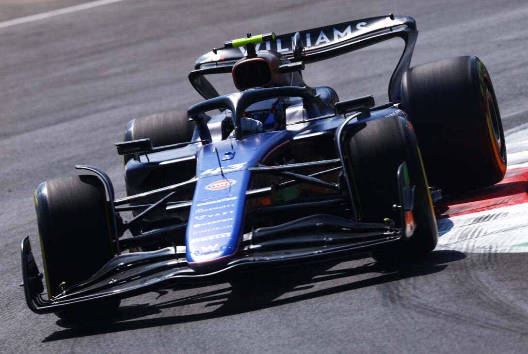 Colapinto mejoró sus tiempos y completó un gran debut en las prácticas ...