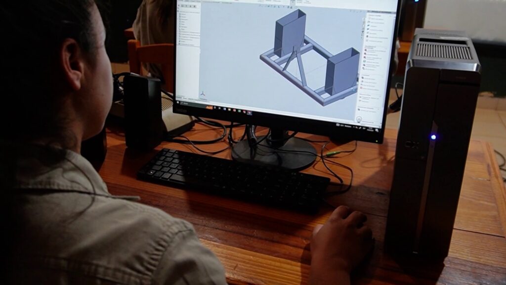 La EPET N° 28 plantea modernizar el cultivo de mandioca durante la Feria Nacional de Ciencias