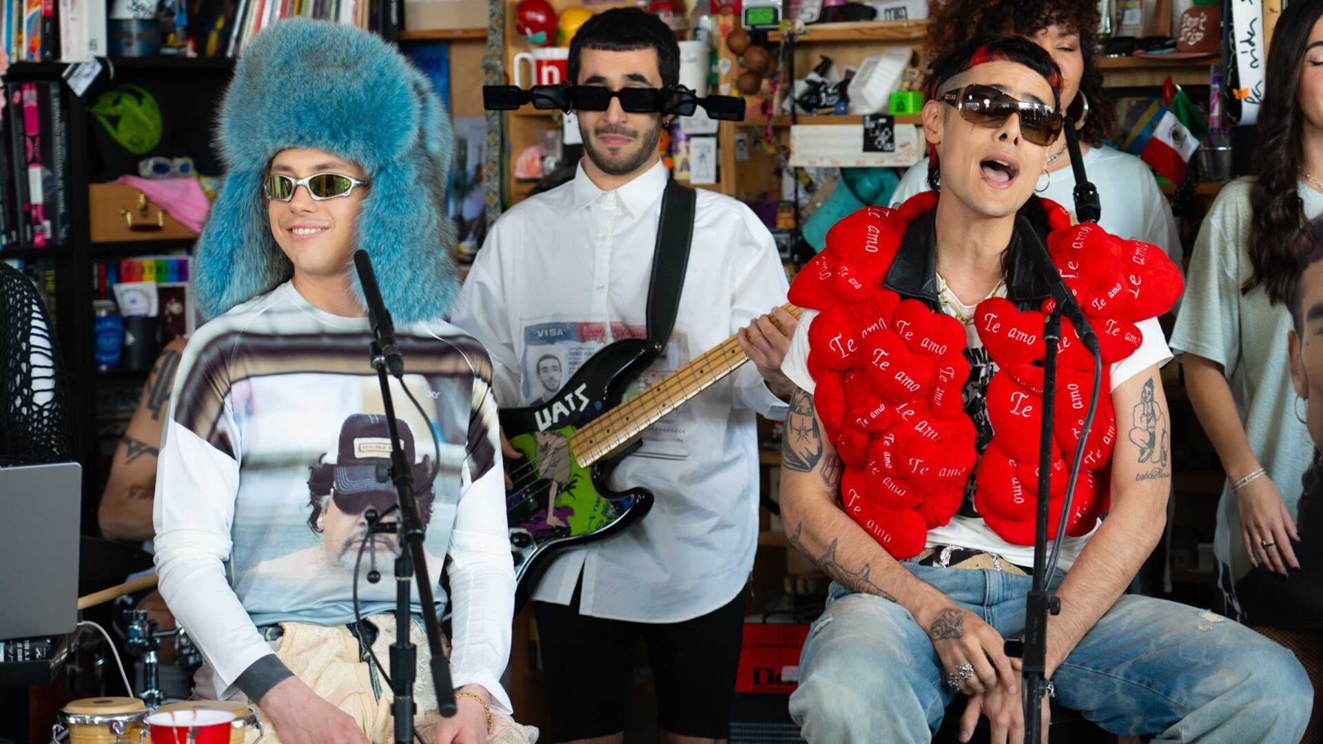 Paco Amoroso y Ca7riel superaron las 10 millones de reproducciones en ...