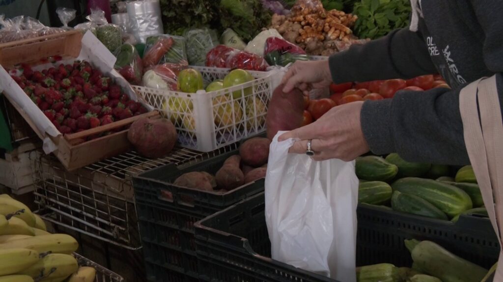 Productos de temporada fortalecen la oferta local en el Mercado ...