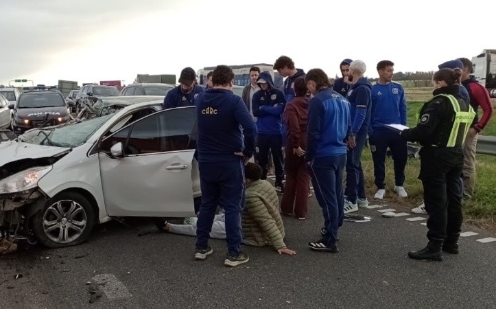 Susto en Rosario Central: Kevin Gutiérrez sufrió un fuerte accidente y ...
